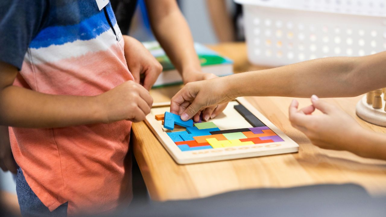 Jeux de gestion économique : 7 titres utiles
